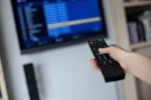 How to Update Hisense Smart TV in 2 Minutes | DeviceTests