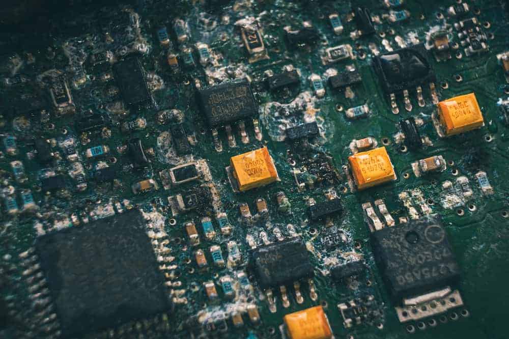 How To Clean Circuit Board Corrosion From Computer DeviceTests
