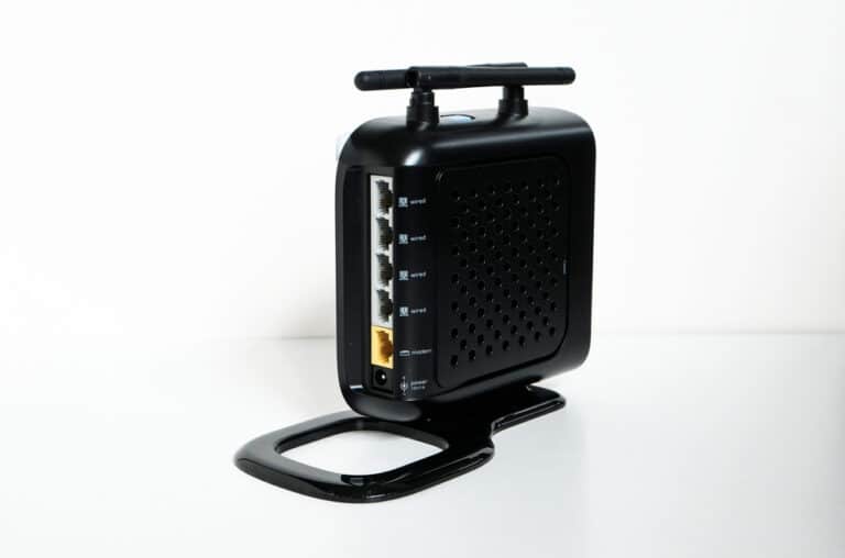 How To Check Router Logs (Step-by-Step Tutorial) | DeviceTests