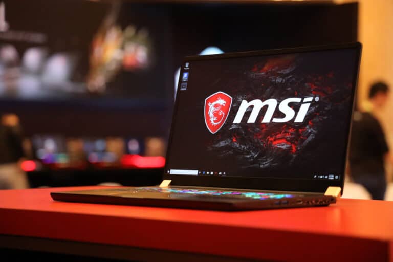 How To Adjust the Brightness on an MSI Laptop | DeviceTests