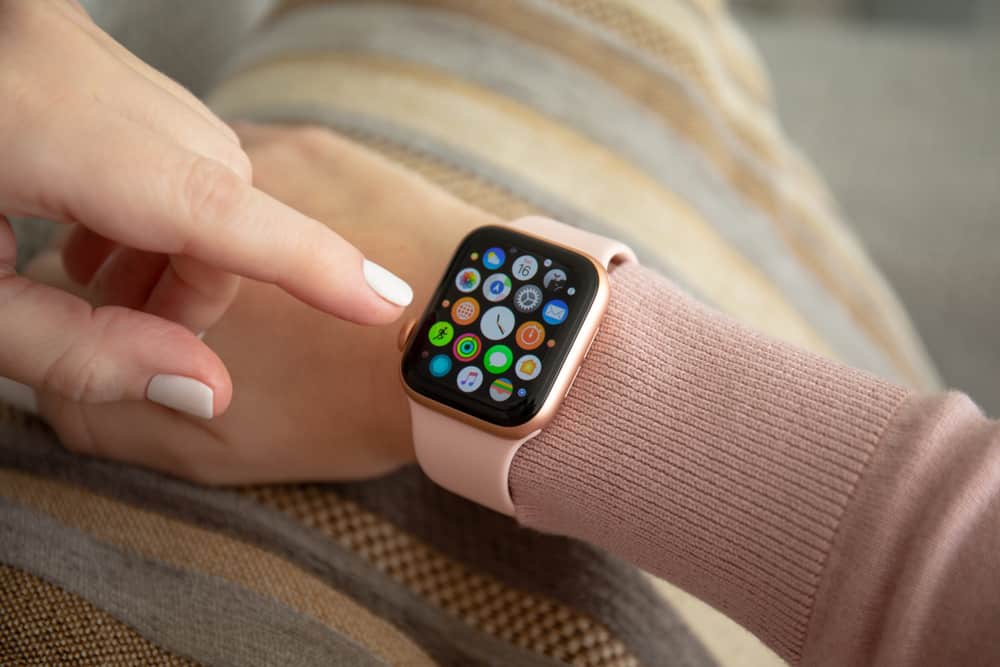 How To Put Pictures On Apple Watch Step by Step Guide DeviceTests